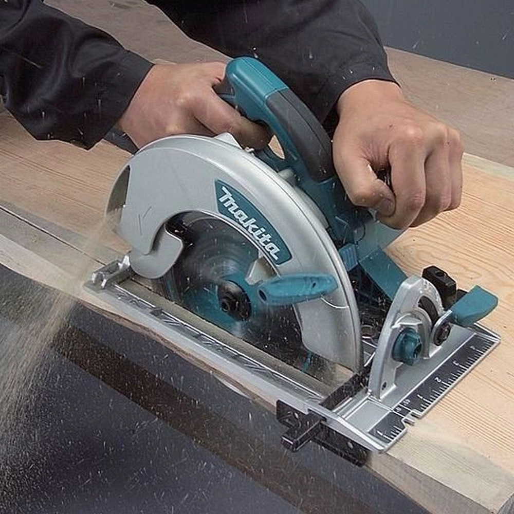 ᐉ Циркулярная пила Makita HS7601 купить по цене 7 457 грн. в Киеве и ...