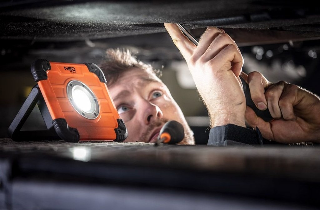 ᐉ Прожектор Neo Tools 99-039 купить по цене по запросу грн. в Киеве и ...