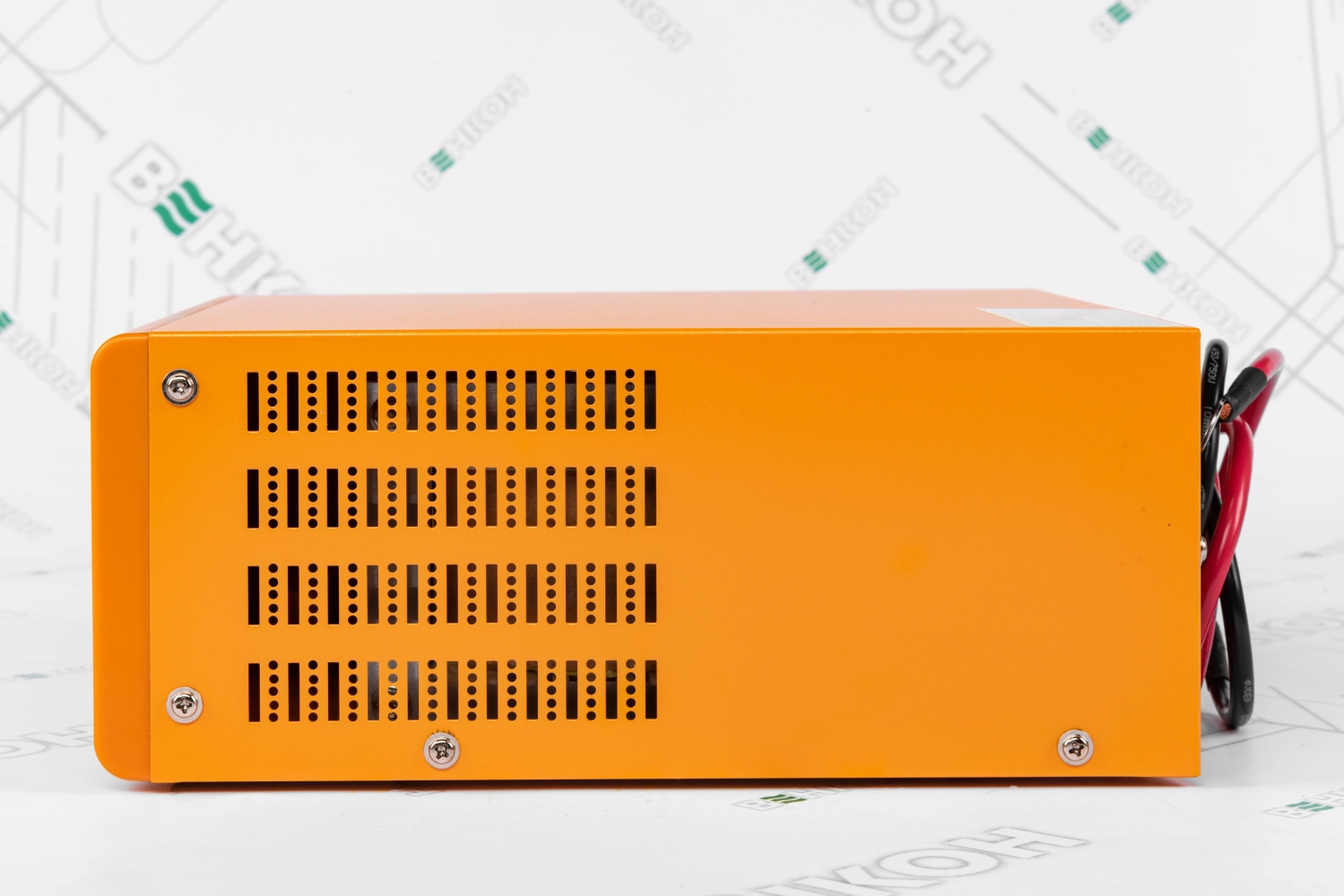 ᐉ Джерело безперебійного живлення Well Commander 230V/300W+АКБ Genesis ...