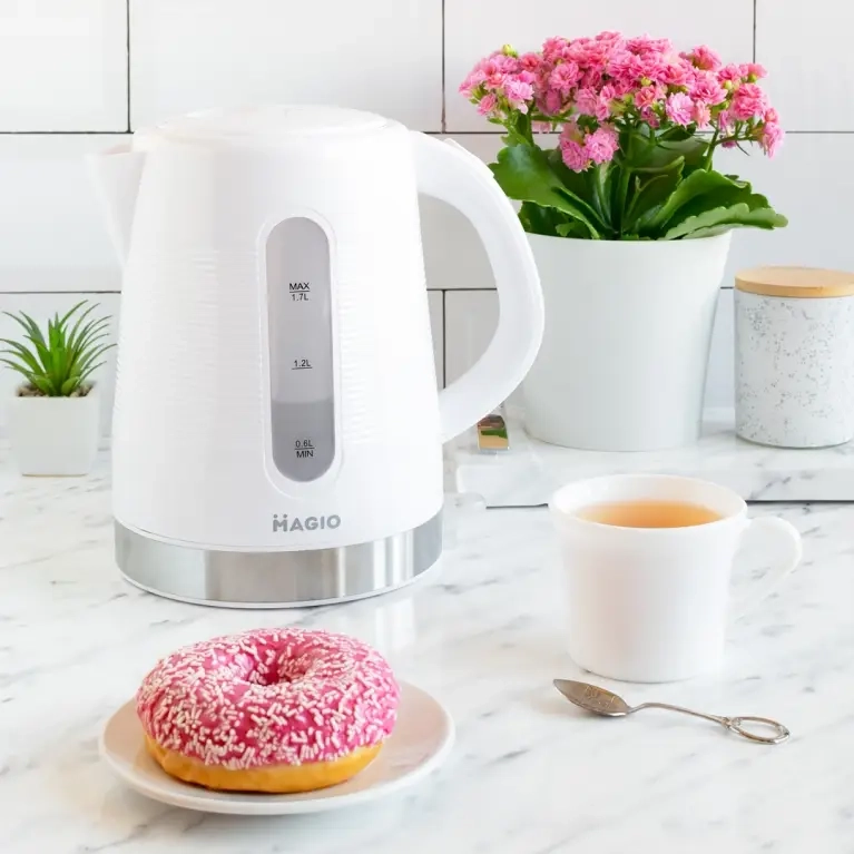 ᐉ Електрочайник Magio MG-100 купити по ціні 744 грн. в Києві та Львові, Україна